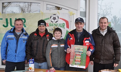 Šentjurski nogometaši na koledarju in v telovadnicah - Kozjansko.info