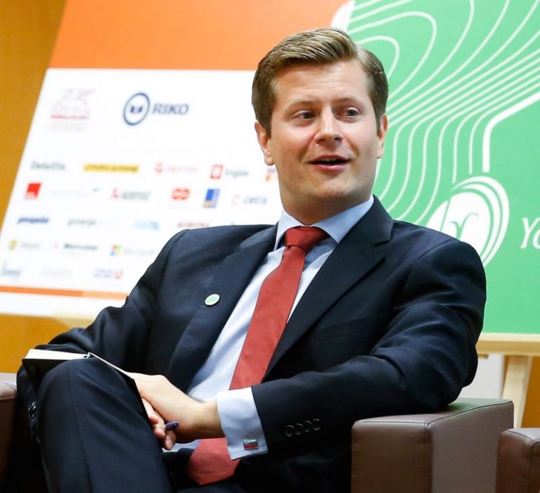 Kozjanci in Obsoteljčani po svetu: Dr. Igor Cesarec se je ustalil v ...