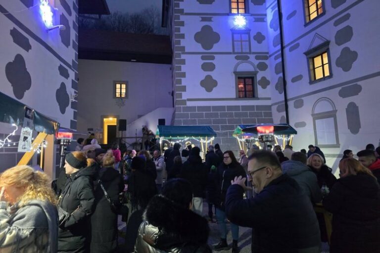 Grajski pajs na Dvorcu Strmol poskrbel za pestro kulinarično doživetje ...